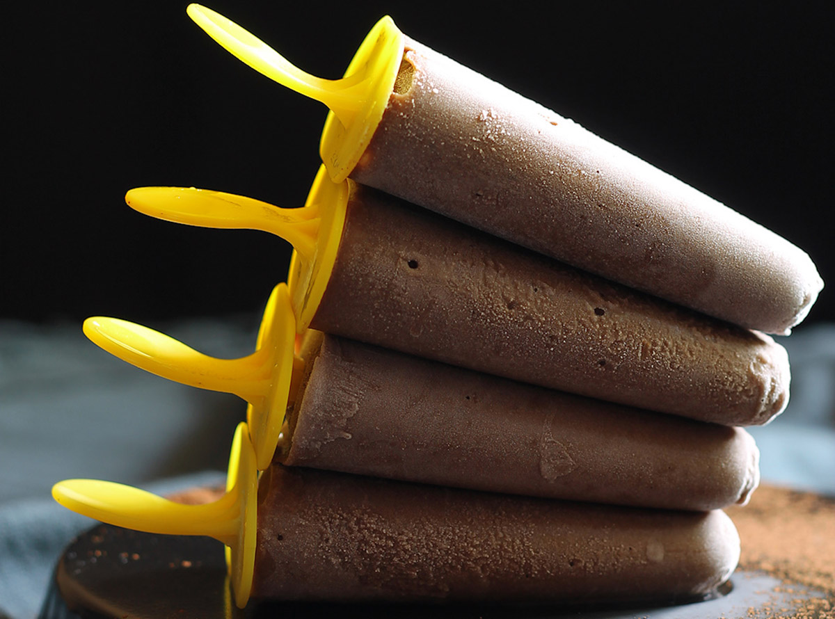 How to Make Chocolate Ice Pops | Healthy Chocolate Banana Ice Pops