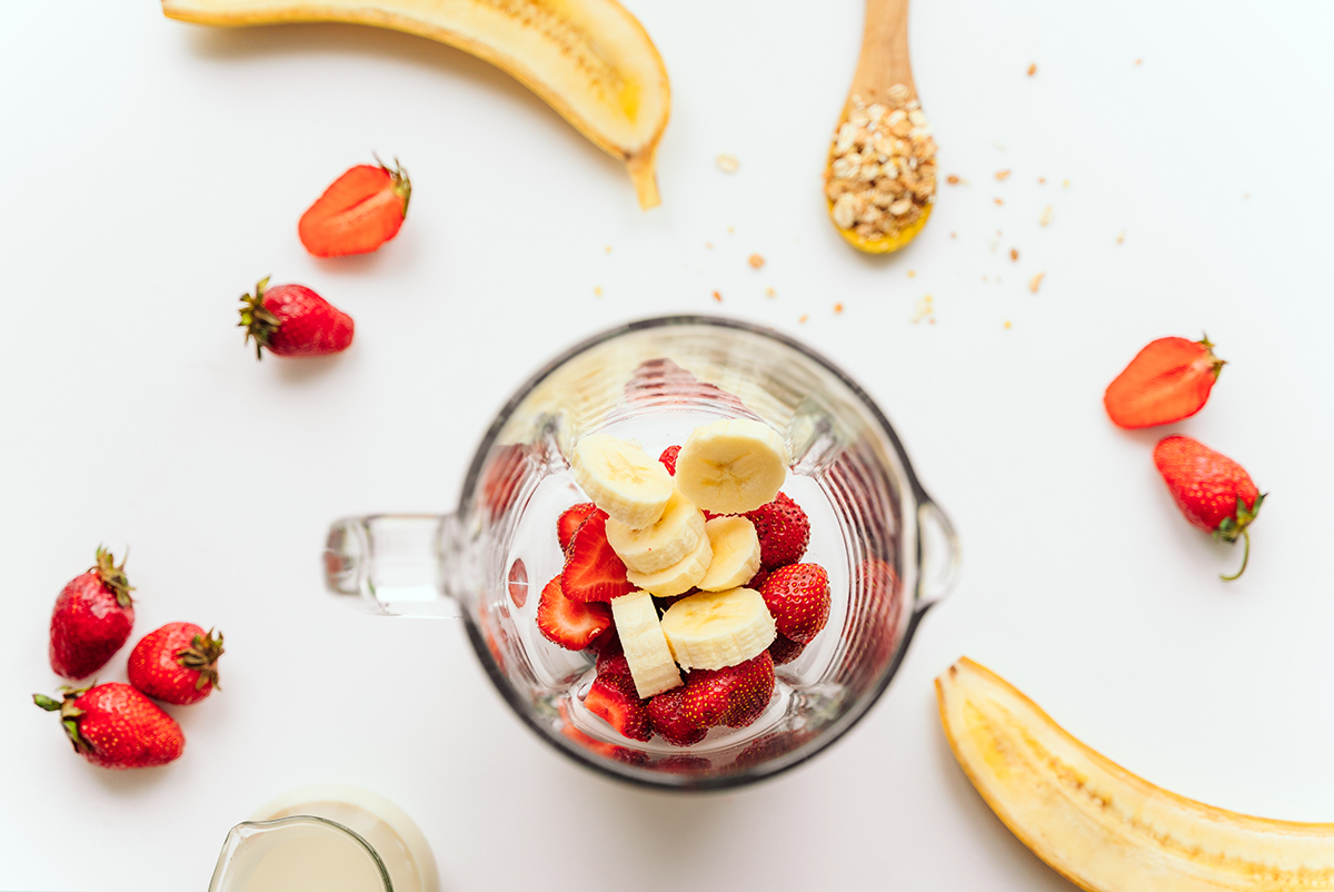 How to Make a Smoothie: Easy Step-By-Step Guide