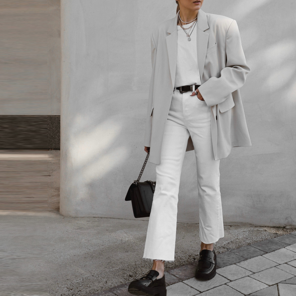 Super Quick Workouts to Break Up Your Workday & Stay Active